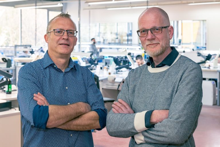 Kosteneffizienter Schweizer Zahnersatz in Straumann-Qualität | dental ...